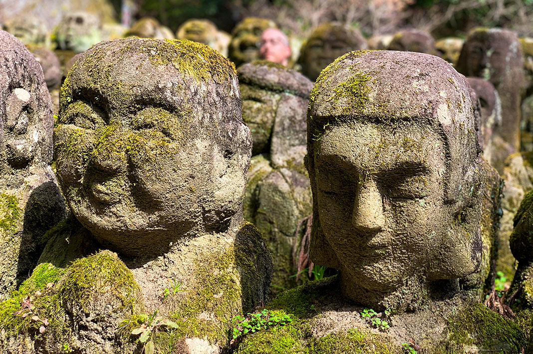 Otagi Nenbutsuji and its 1,200 unique stone statues - Japan Journeys